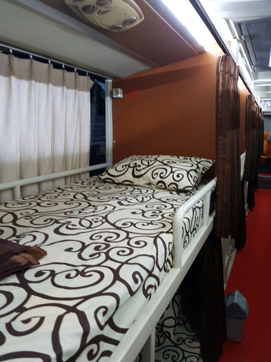 Menjajal Sleeper Bus & Double Decker Bus – Pakansi.com